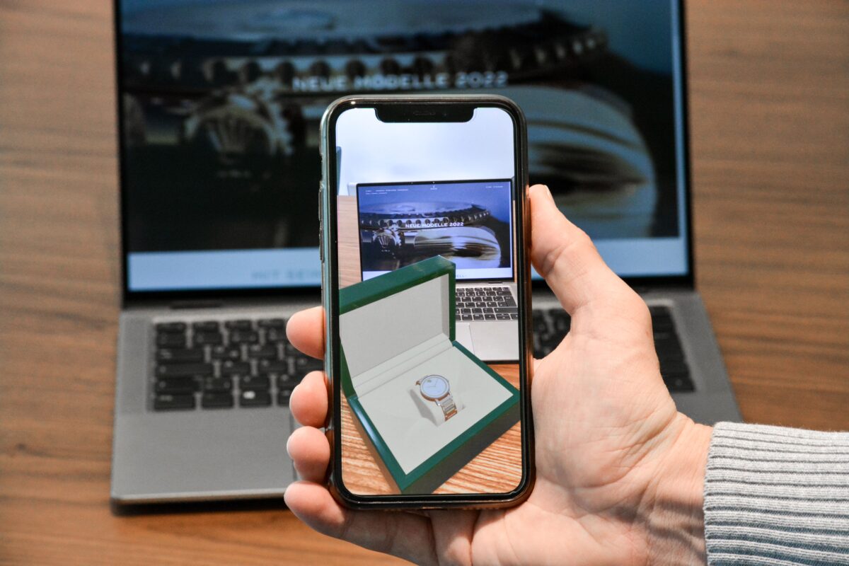 AR for jewellery - try products virtually before you buy